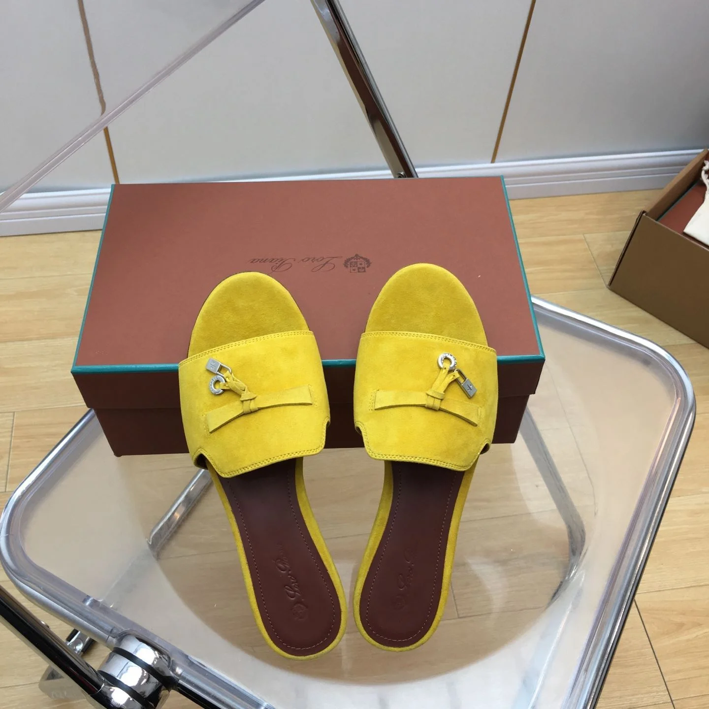 High fidelity Loro Piana Sandals