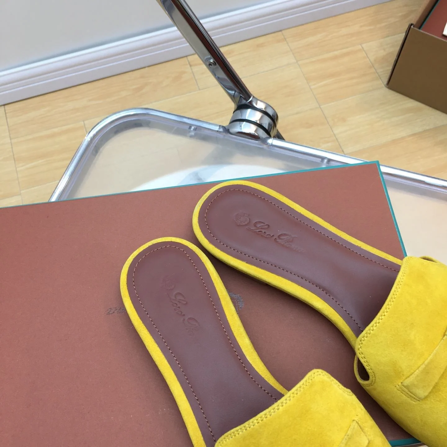High fidelity Loro Piana Sandals