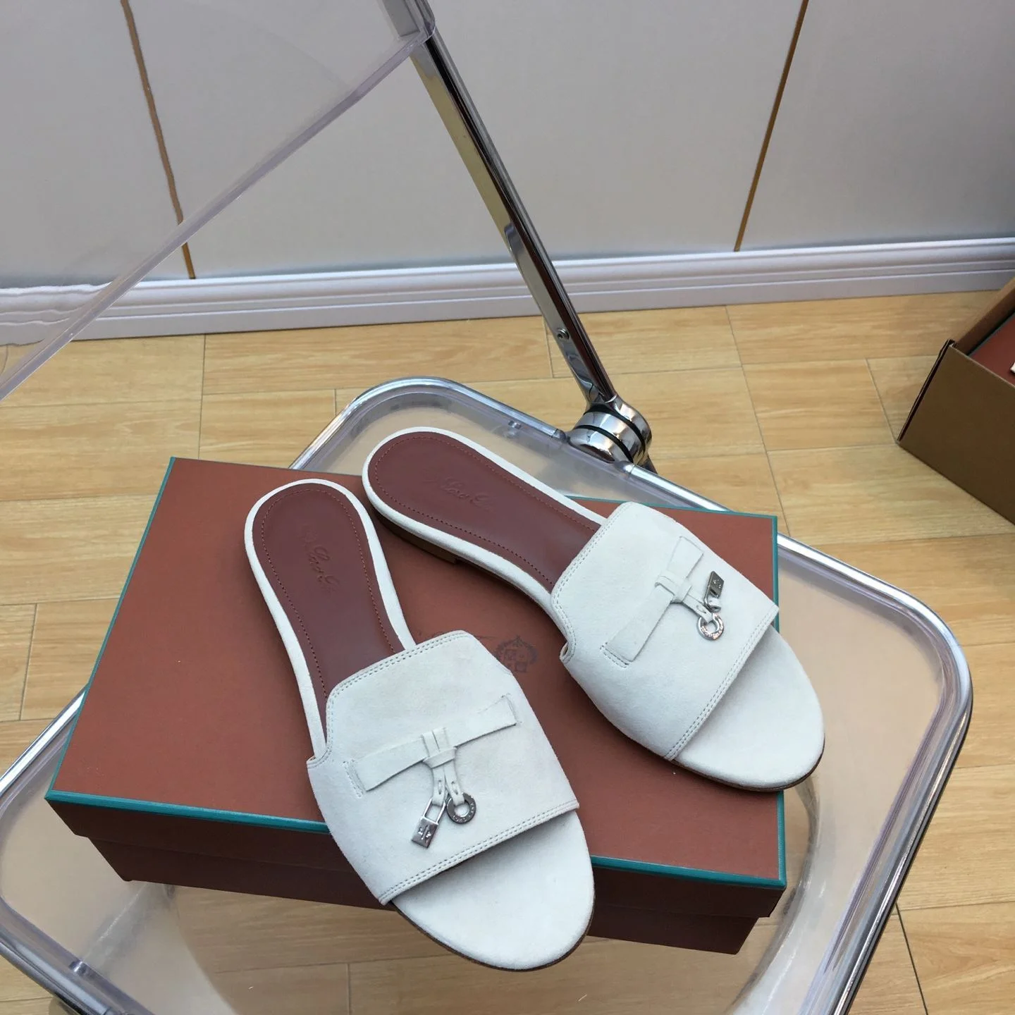 Bargain Loro Piana Sandals