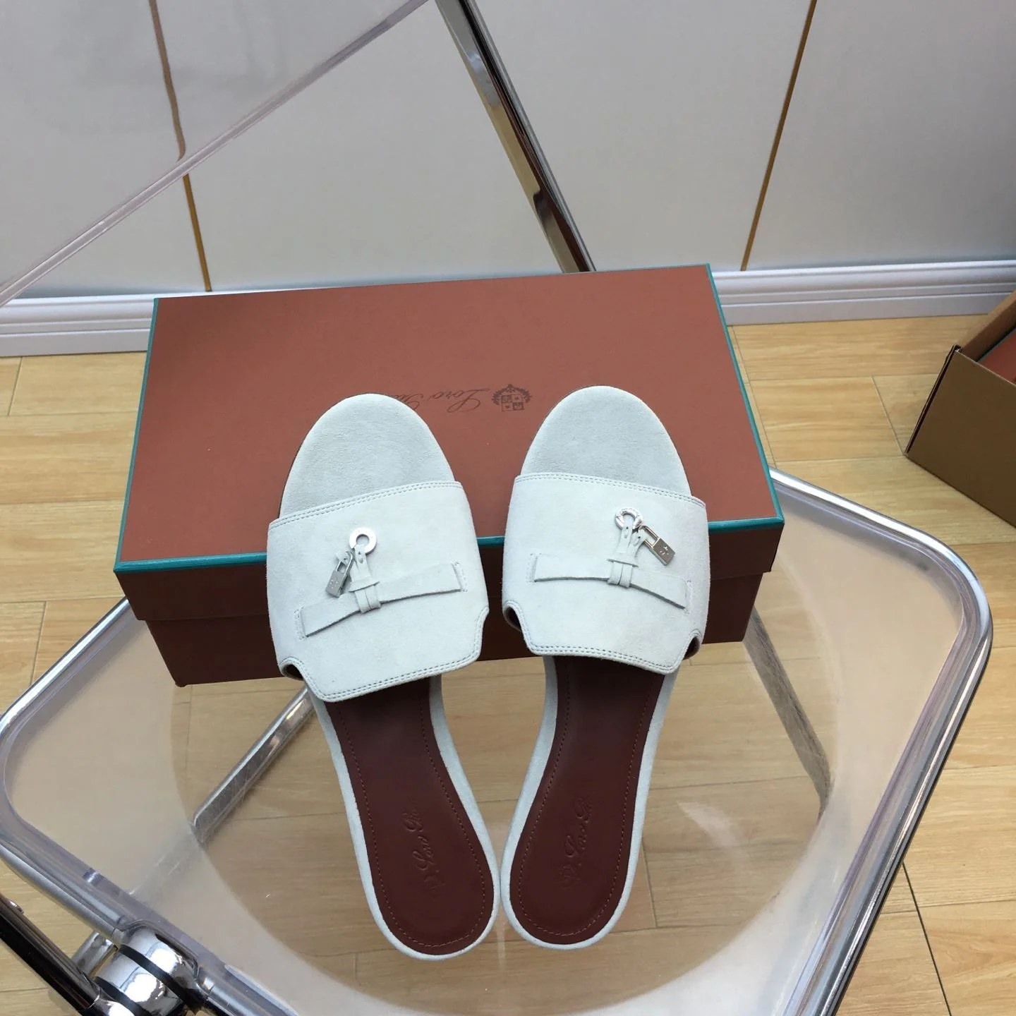 Bargain Loro Piana Sandals