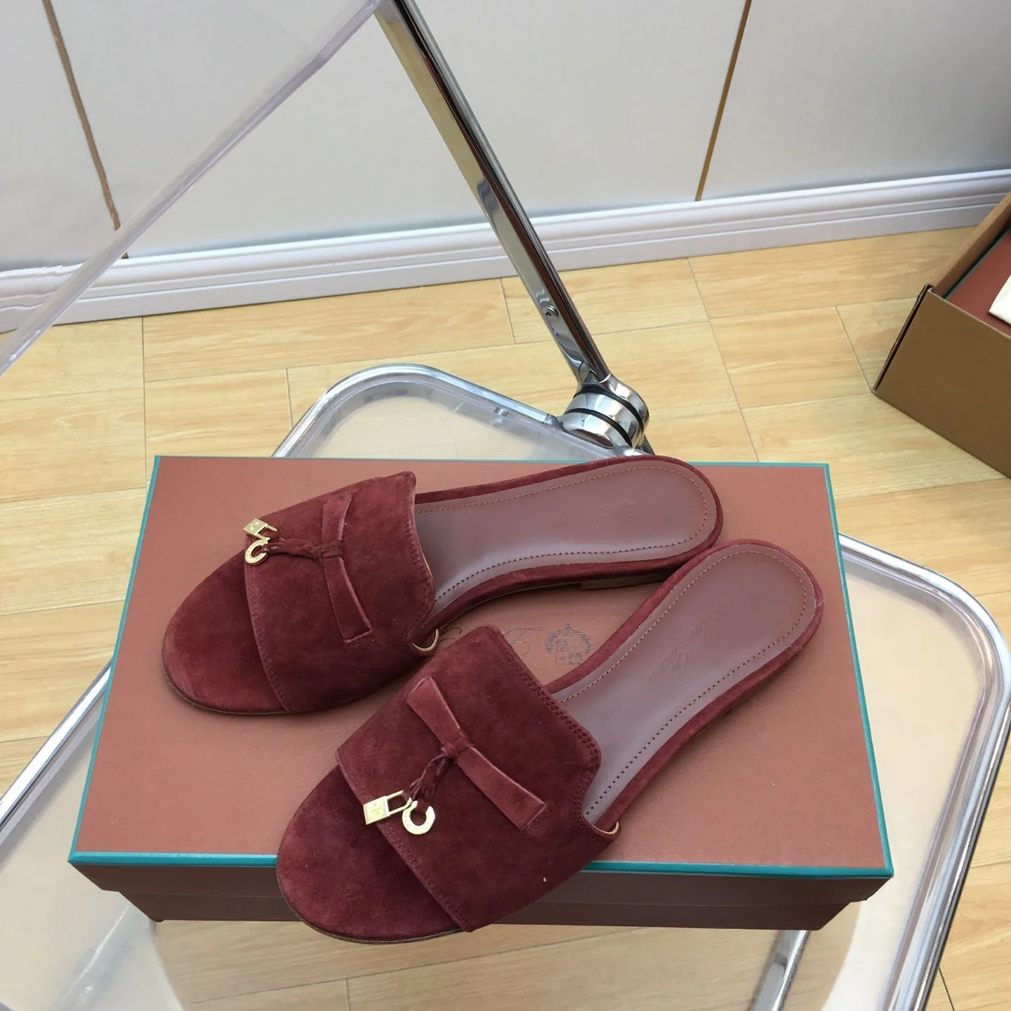 Mirror quality Loro Piana Sandals