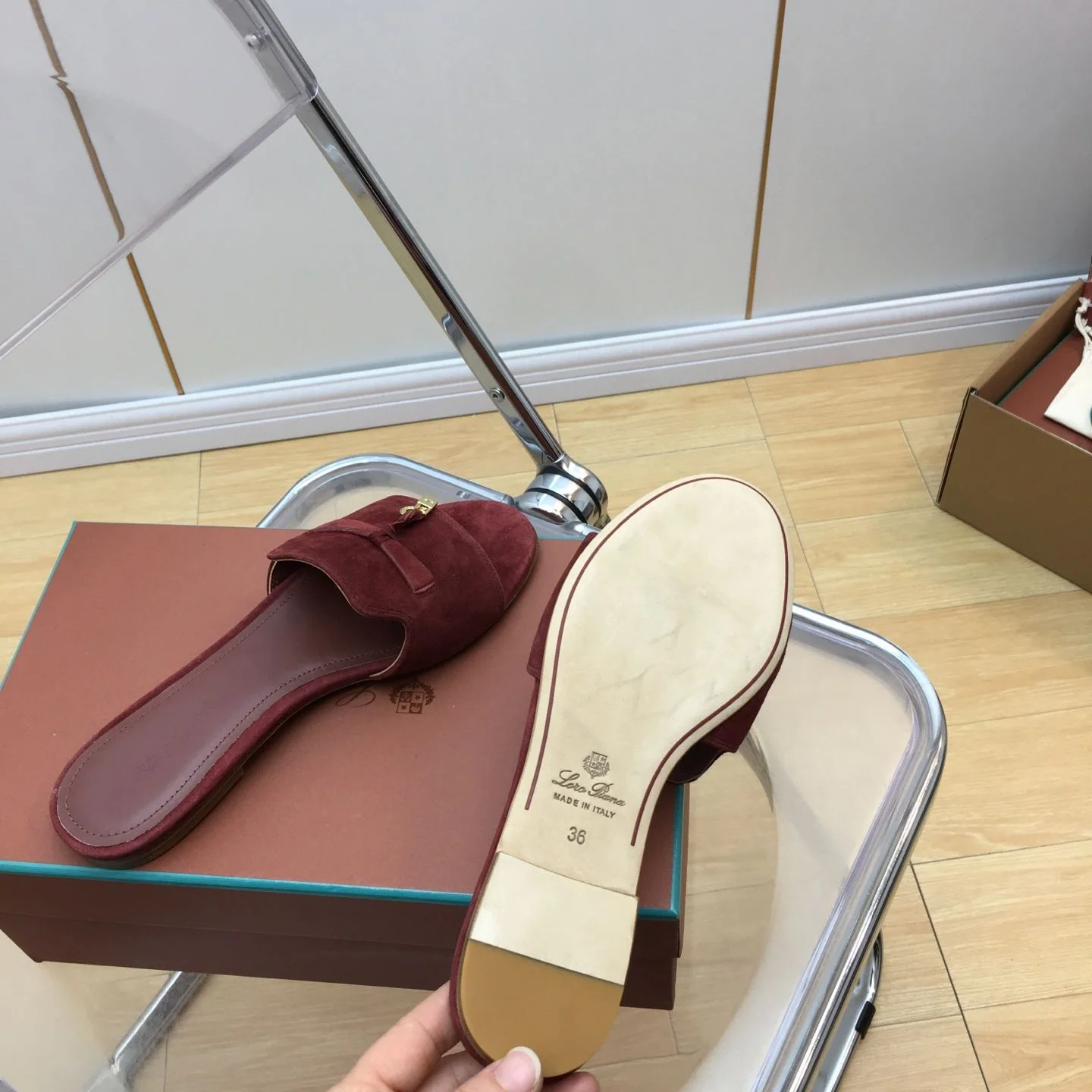 Mirror quality Loro Piana Sandals