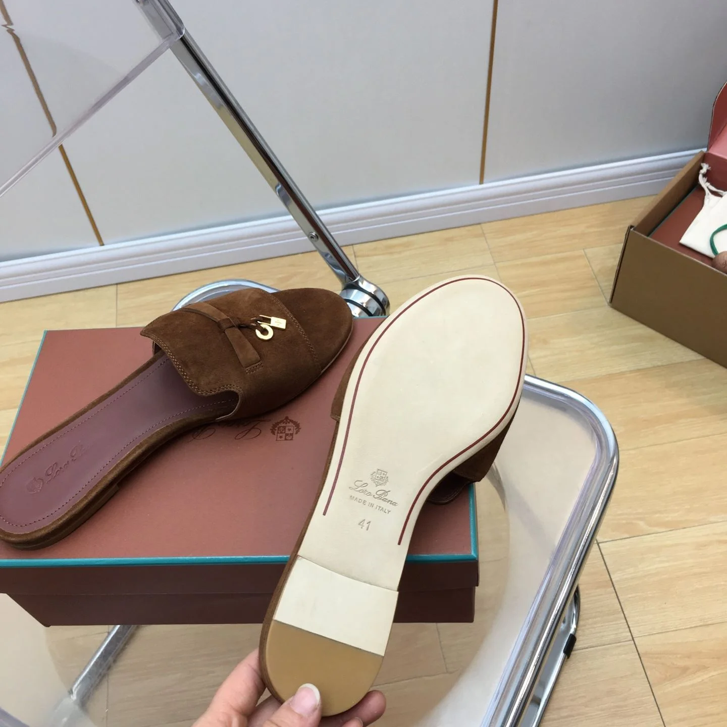 Factory-made Loro Piana Sandals
