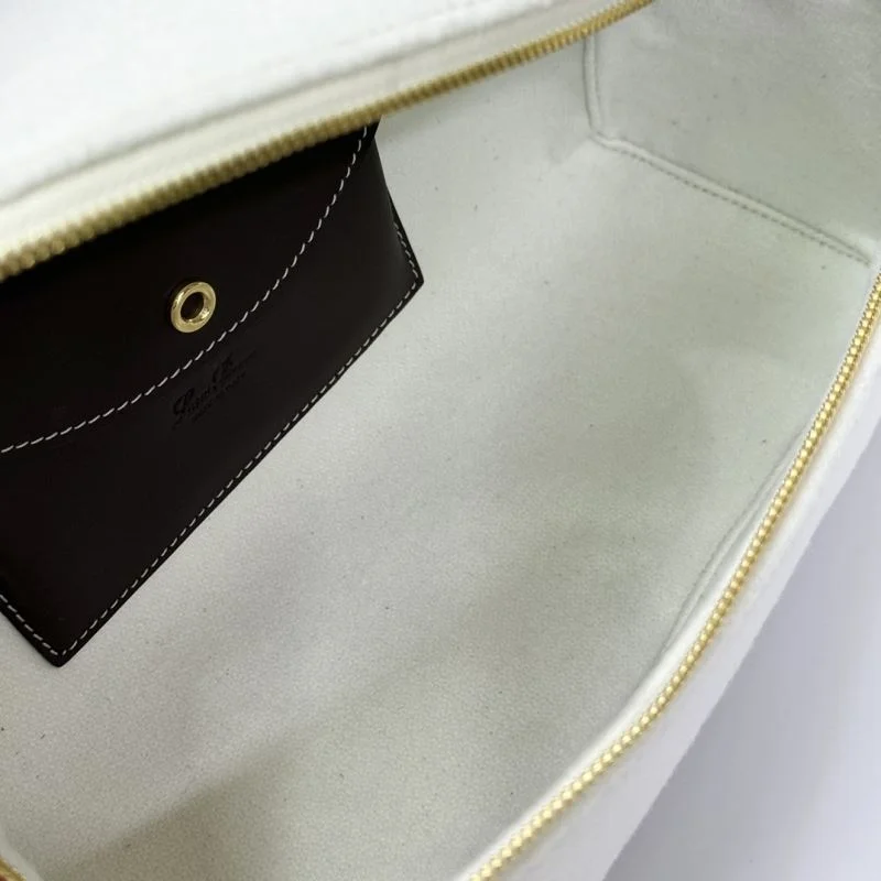 Accurate model Loro Piana Satchel Bags