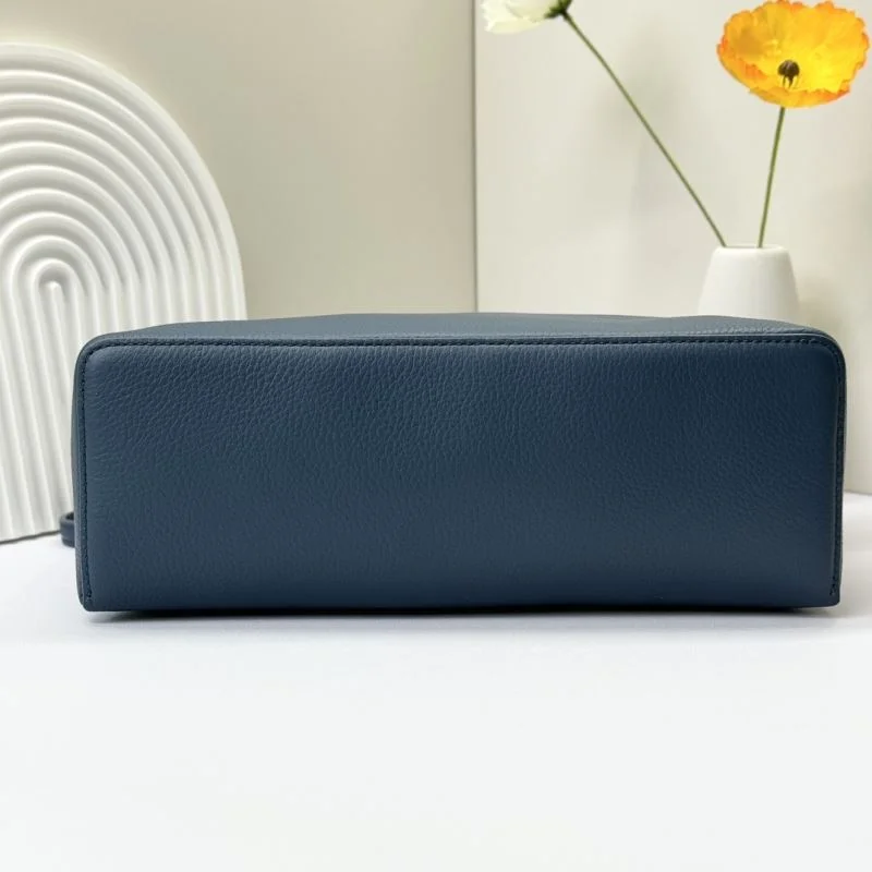 Bargain Loro Piana Satchel Bags