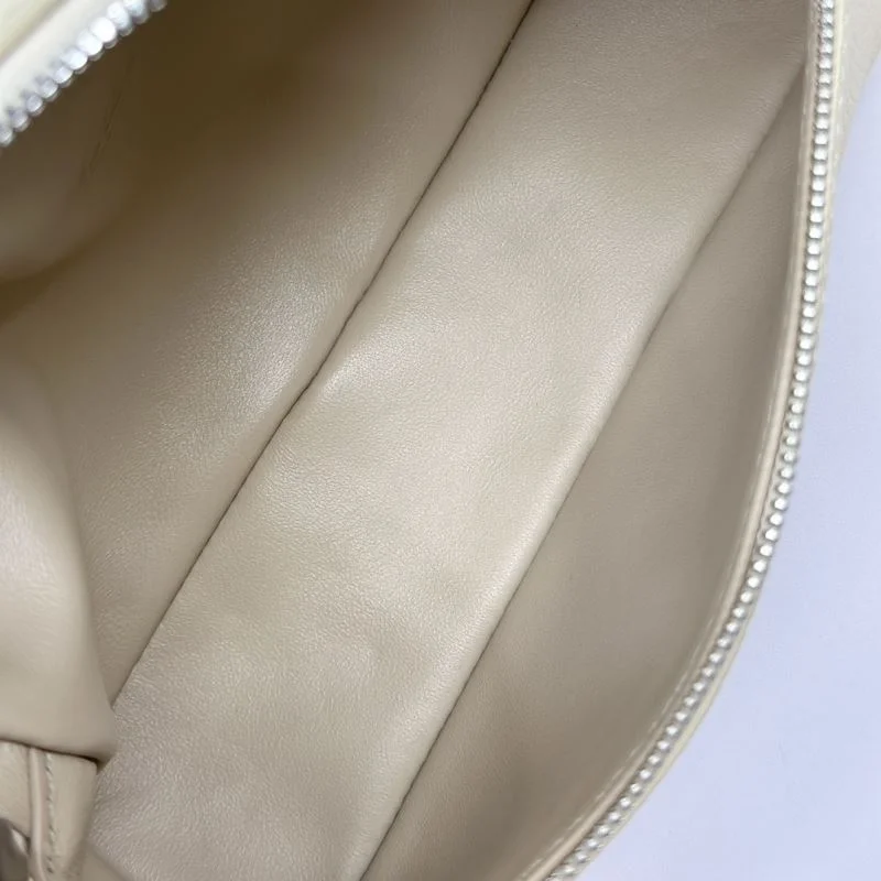 Inexpensive Loro Piana Satchel Bags