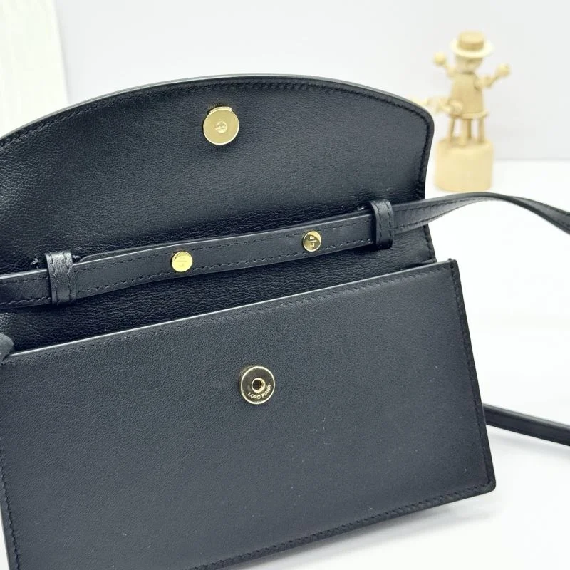 Bargain Loro Piana Satchel Bags