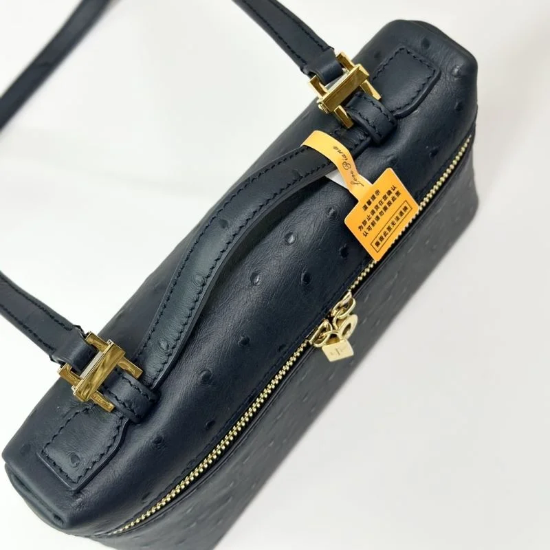Bargain Loro Piana Satchel Bags
