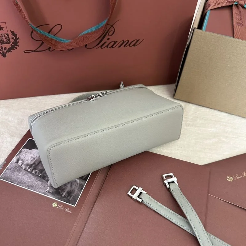 Accurate model Loro Piana Satchel Bags