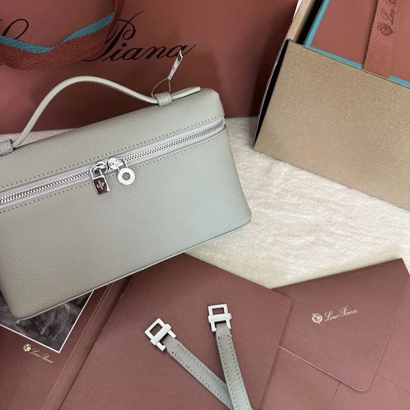 Accurate model Loro Piana Satchel Bags