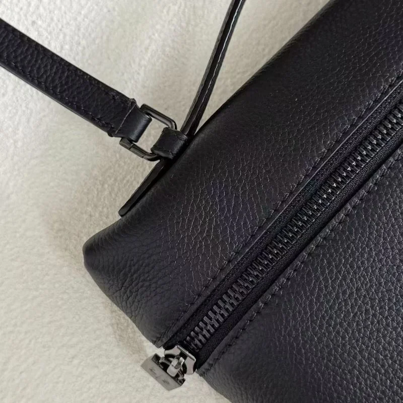 Accurate model Loro Piana Satchel Bags