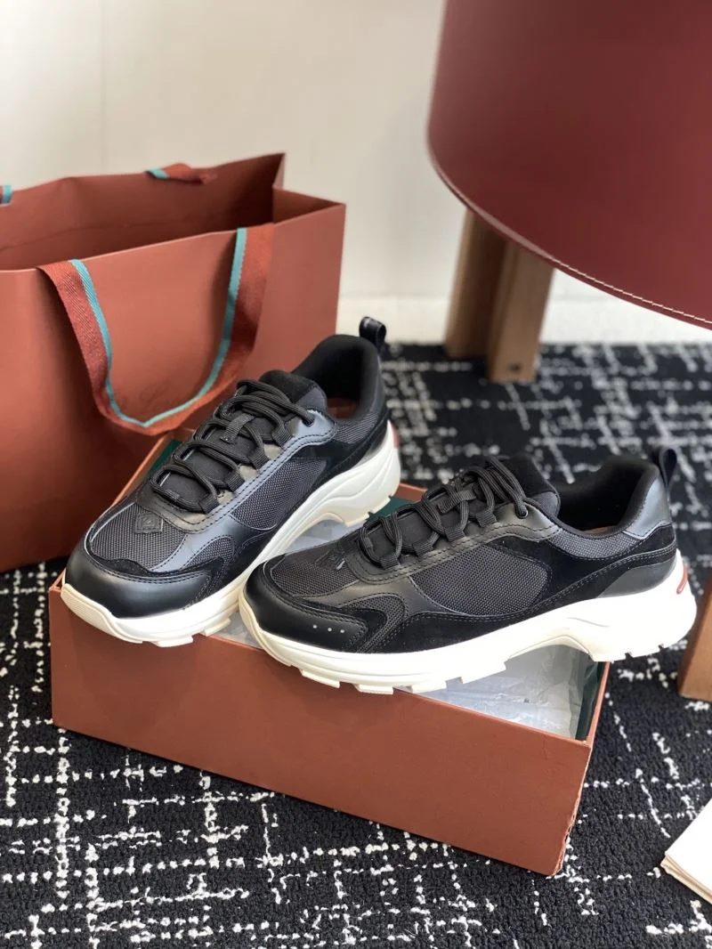 Low-cost Loro Piana Shoes