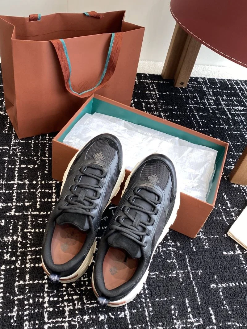 Low-cost Loro Piana Shoes