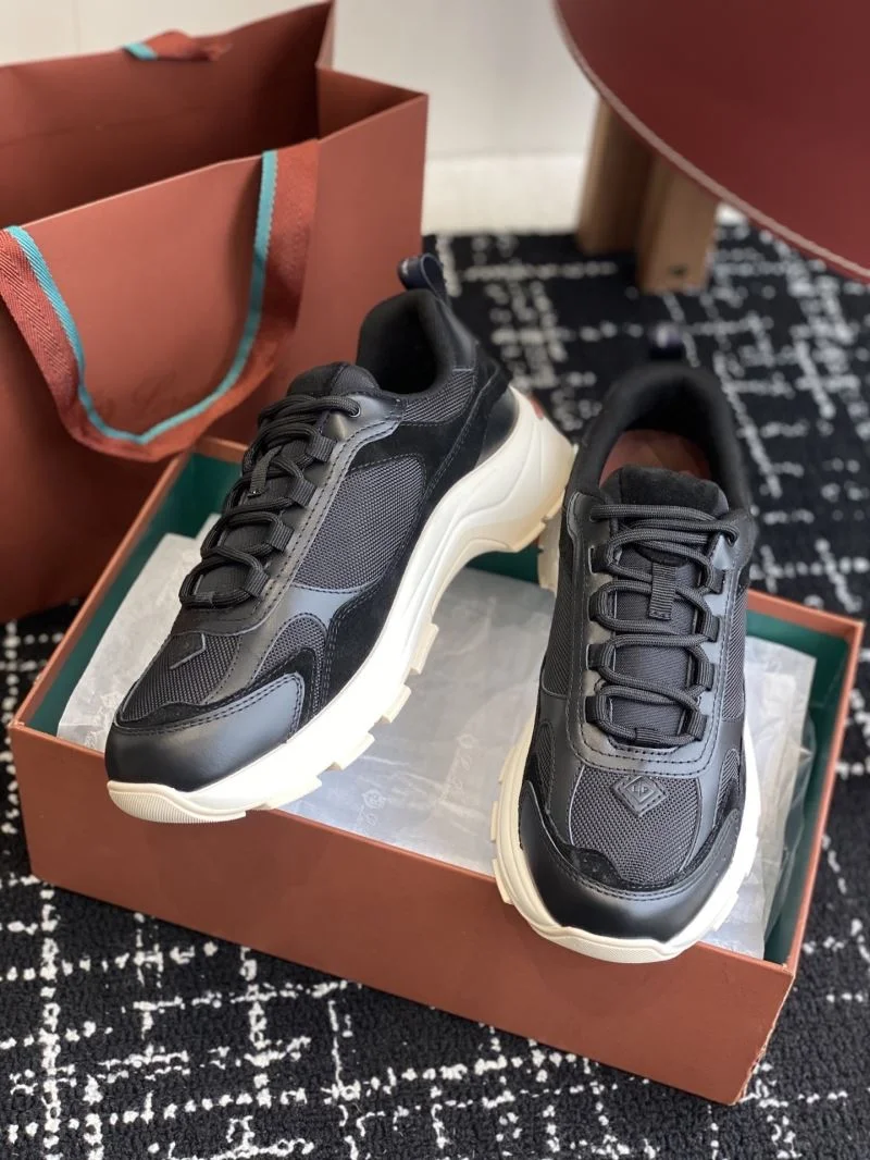 Low-cost Loro Piana Shoes