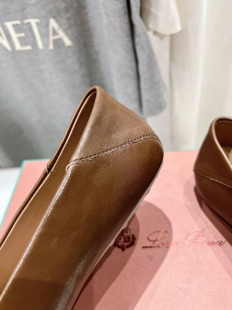 Accurate model Loro Piana Shoes