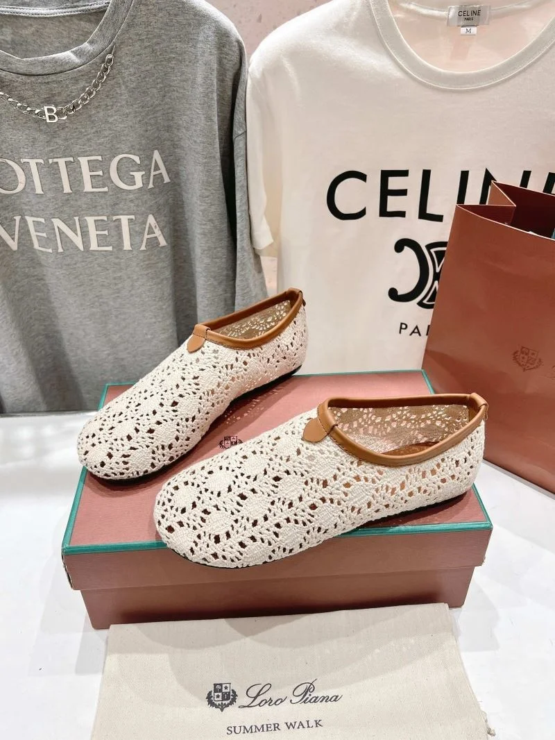 Low-cost Loro Piana Shoes