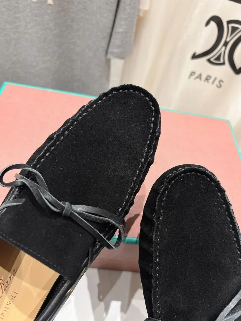 Top mirror Loro Piana Shoes
