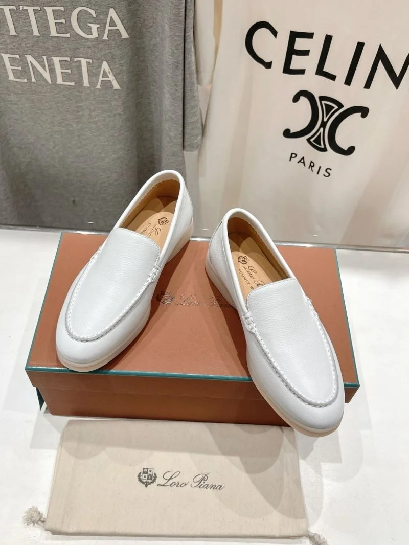Low-cost Loro Piana Shoes