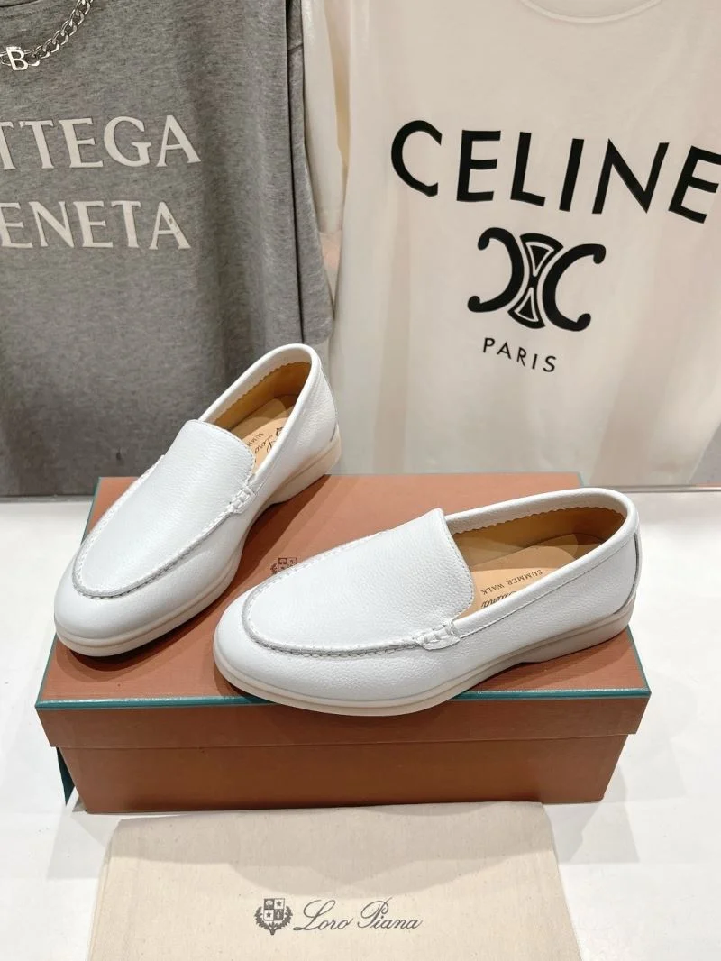 Low-cost Loro Piana Shoes
