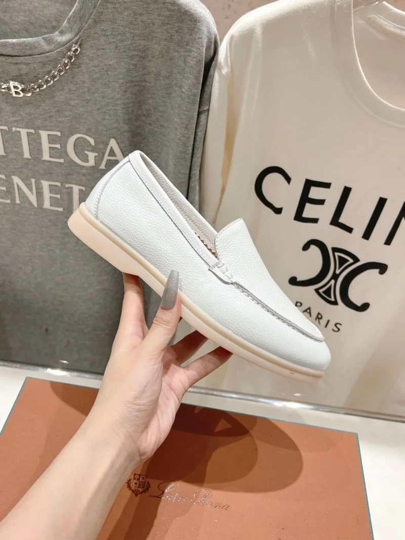 Low-cost Loro Piana Shoes