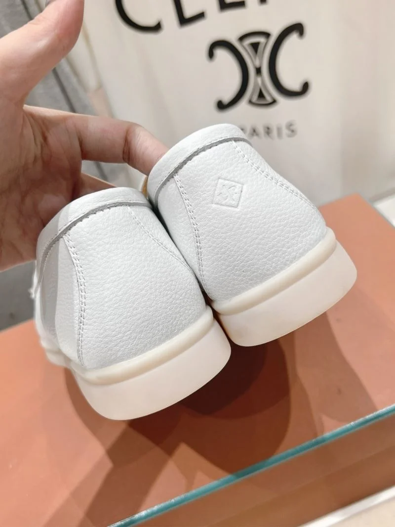 Low-cost Loro Piana Shoes