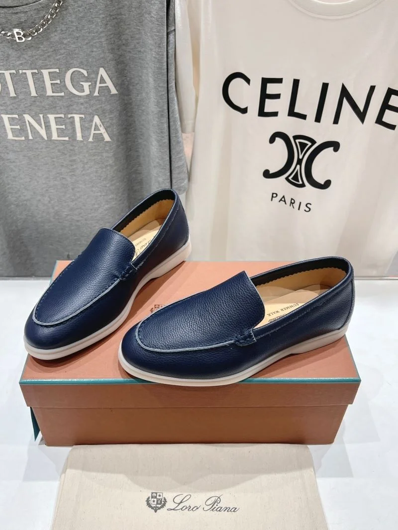Top mirror Loro Piana Shoes