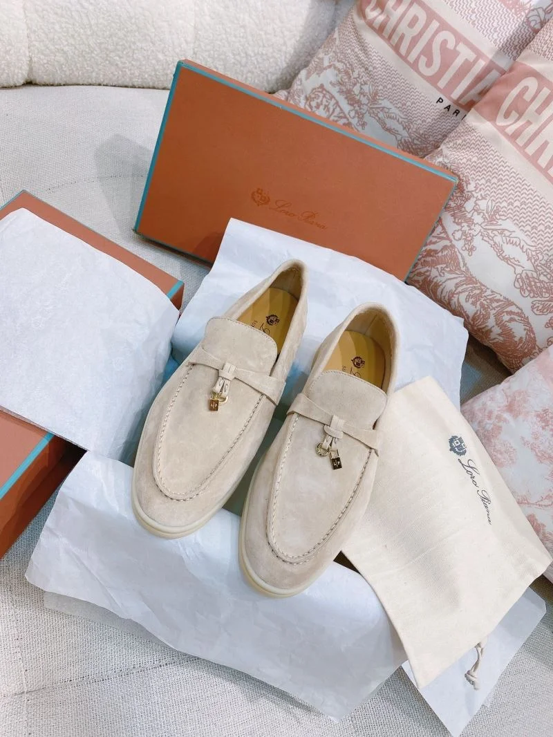 Low-cost Loro Piana Shoes