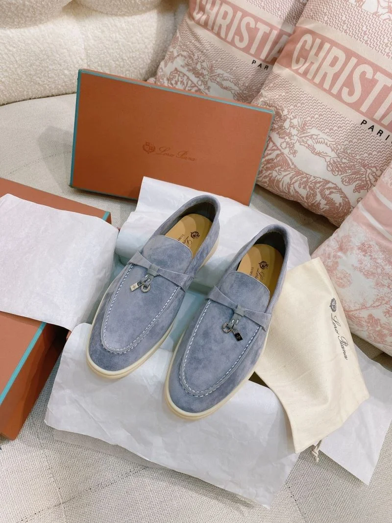 Top mirror Loro Piana Shoes