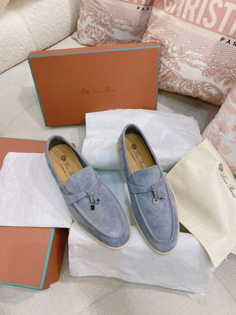 Top mirror Loro Piana Shoes