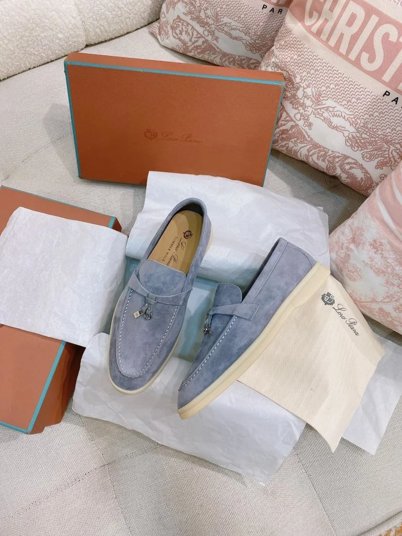 Top mirror Loro Piana Shoes