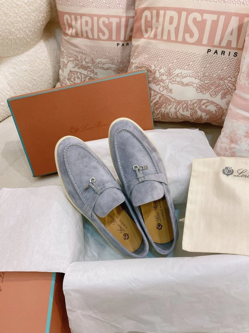 Top mirror Loro Piana Shoes