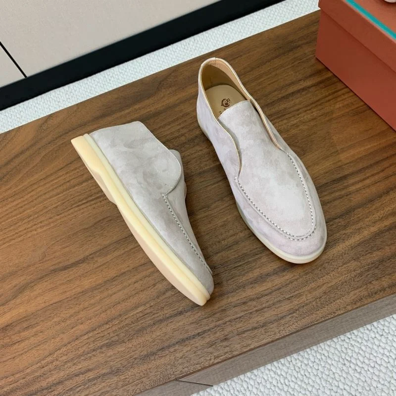 Low-cost Loro Piana Shoes