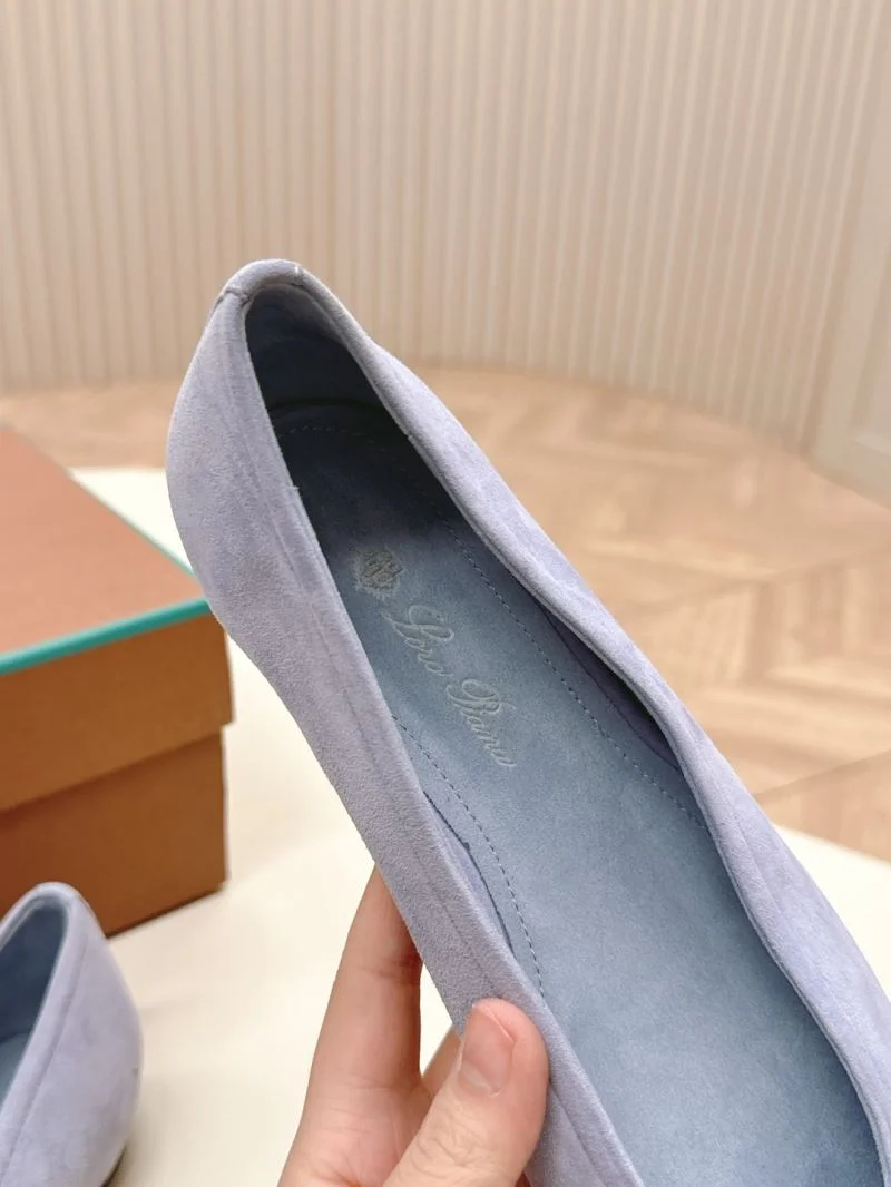 Top mirror Loro Piana Shoes