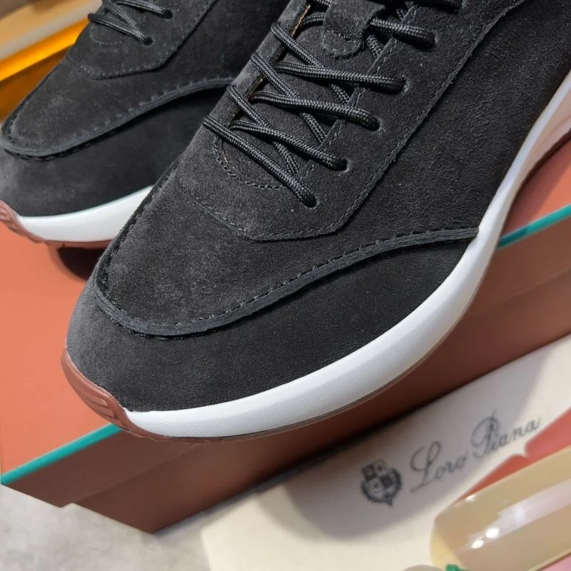 Low-cost Loro Piana Shoes