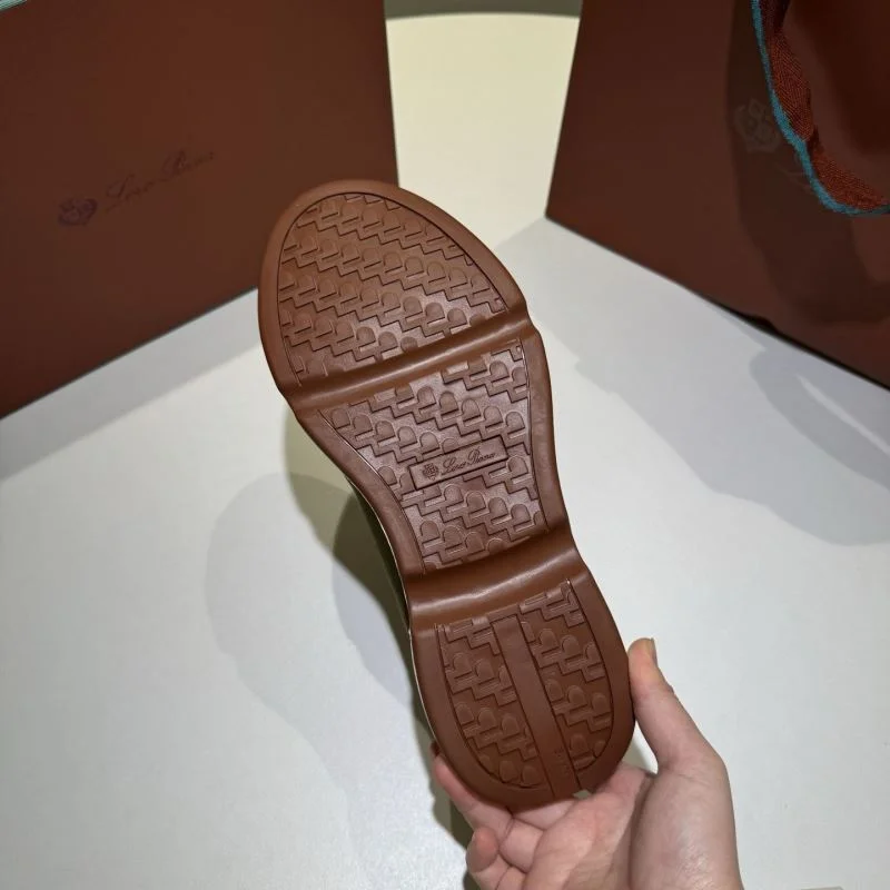 Low-cost Loro Piana Shoes