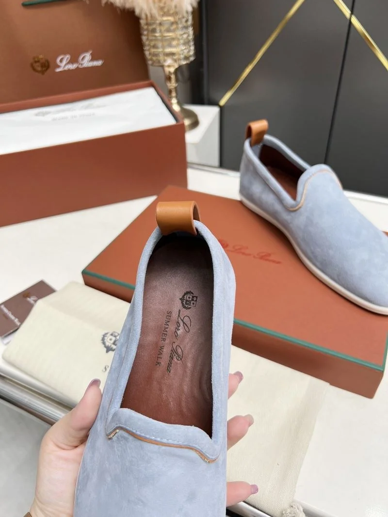 Low-cost Loro Piana Shoes