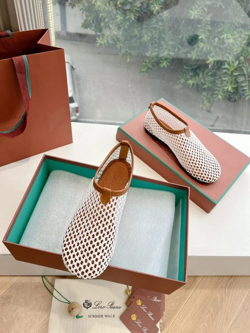 Low-cost Loro Piana Shoes