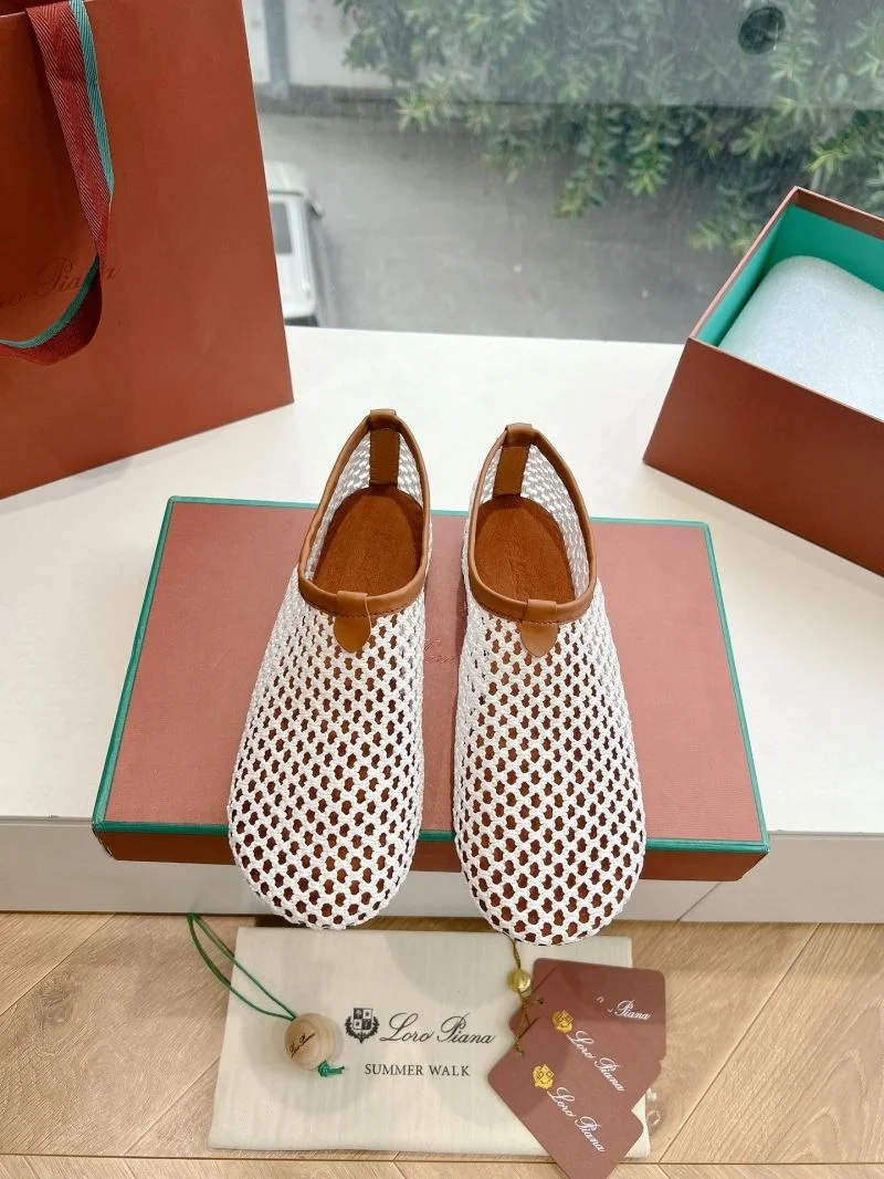 Low-cost Loro Piana Shoes