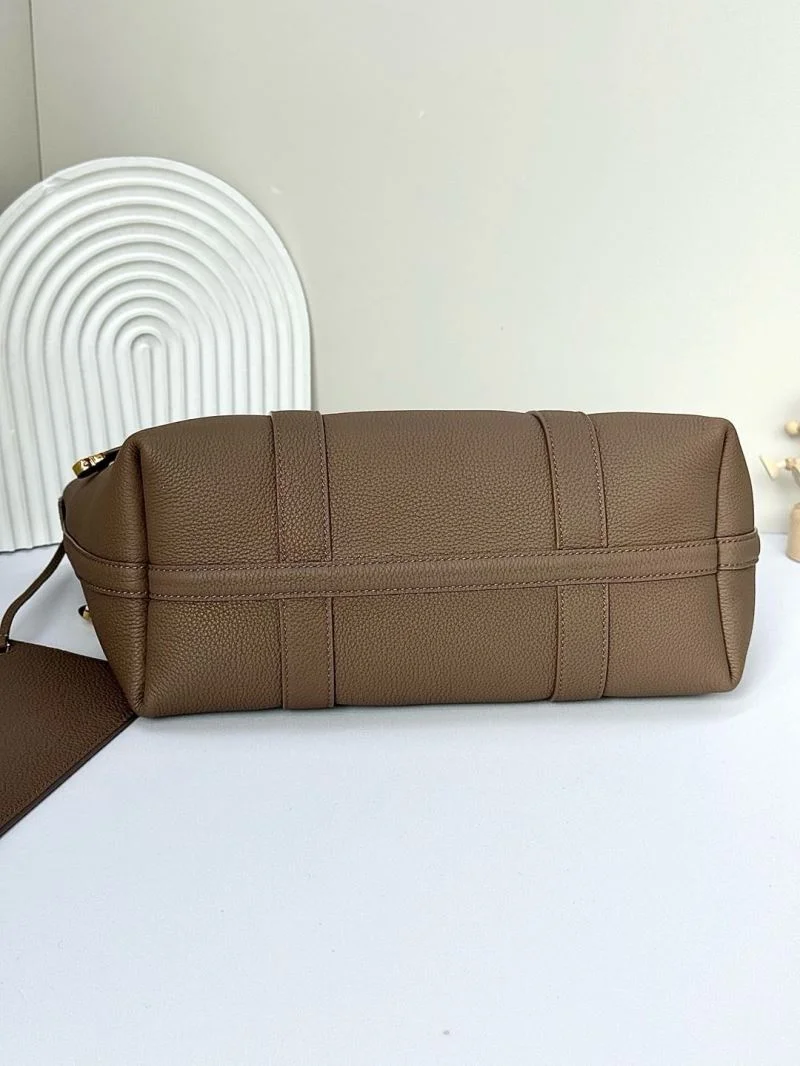 Reasonably priced Loro Piana Shopping Bags