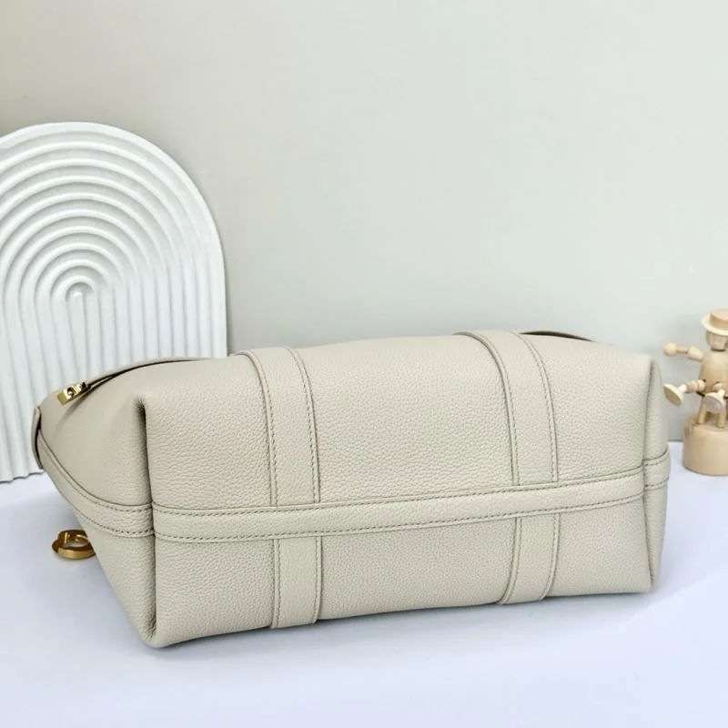 Reasonably priced Loro Piana Shopping Bags