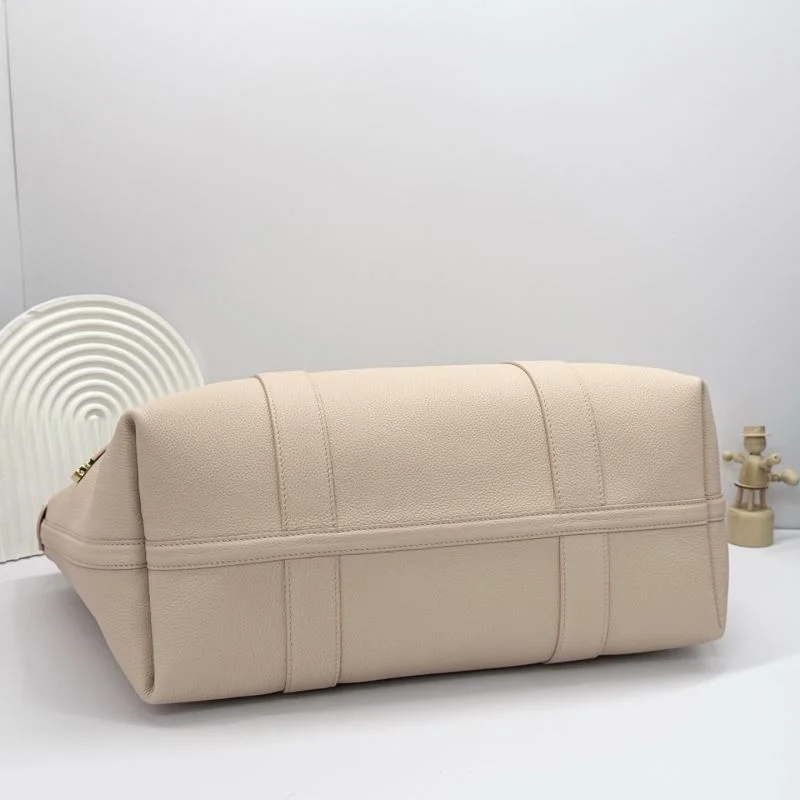 Accurate model Loro Piana Shopping Bags