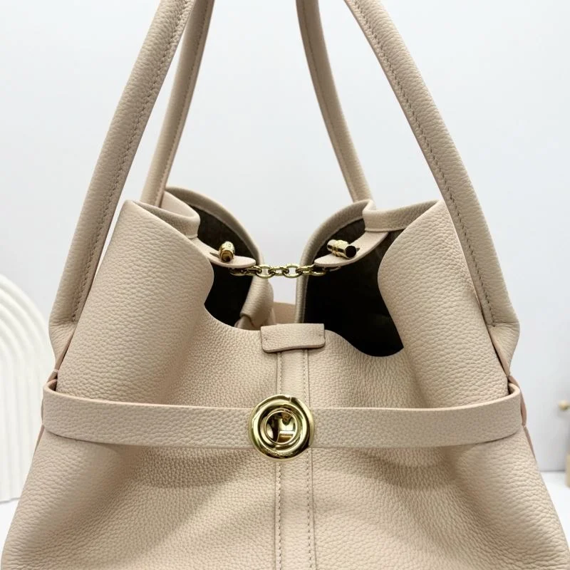 Accurate model Loro Piana Shopping Bags