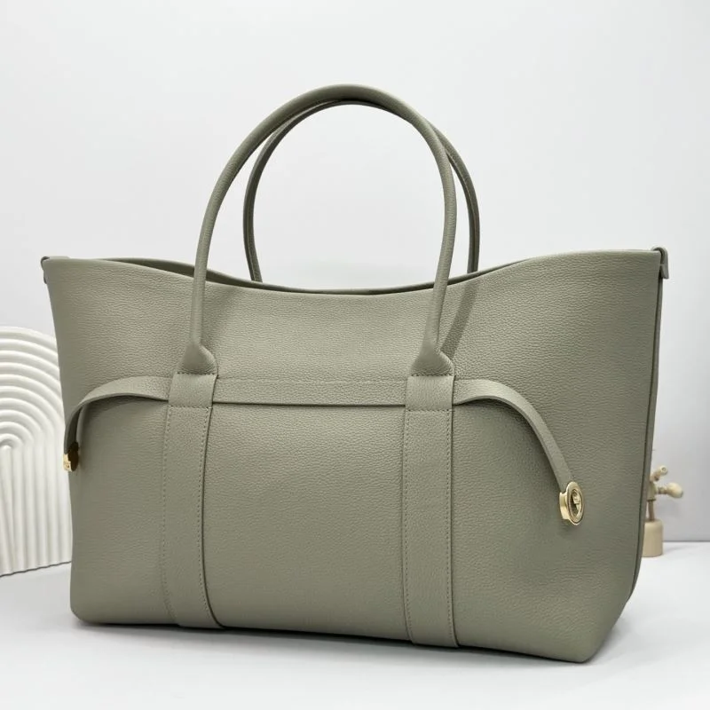 Reasonably priced Loro Piana Shopping Bags