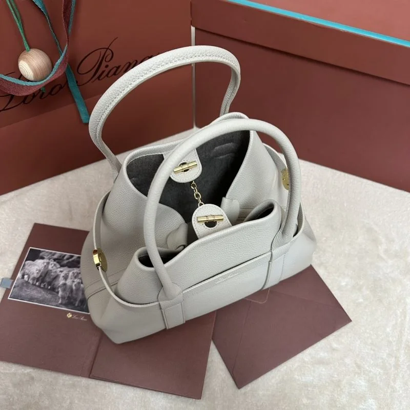 Inexpensive Loro Piana Shopping Bags