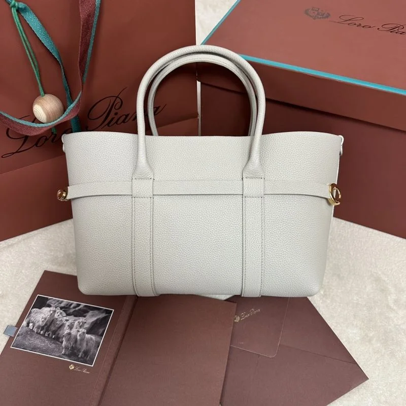 Inexpensive Loro Piana Shopping Bags