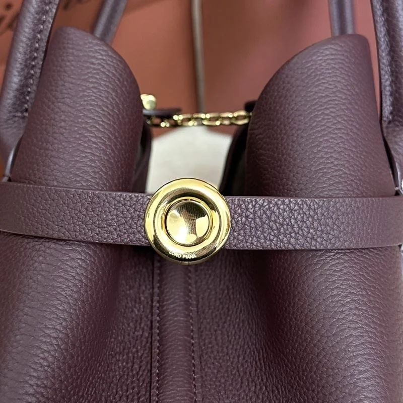 Low-cost Loro Piana Shopping Bags