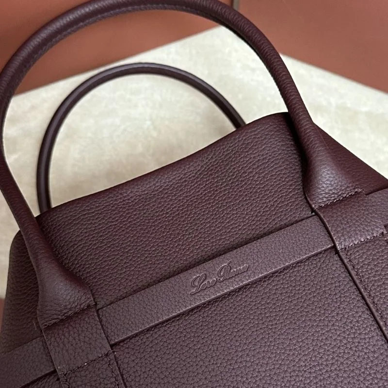 Low-cost Loro Piana Shopping Bags