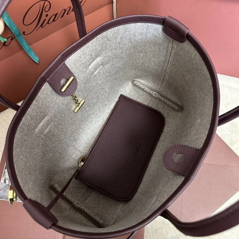 Low-cost Loro Piana Shopping Bags