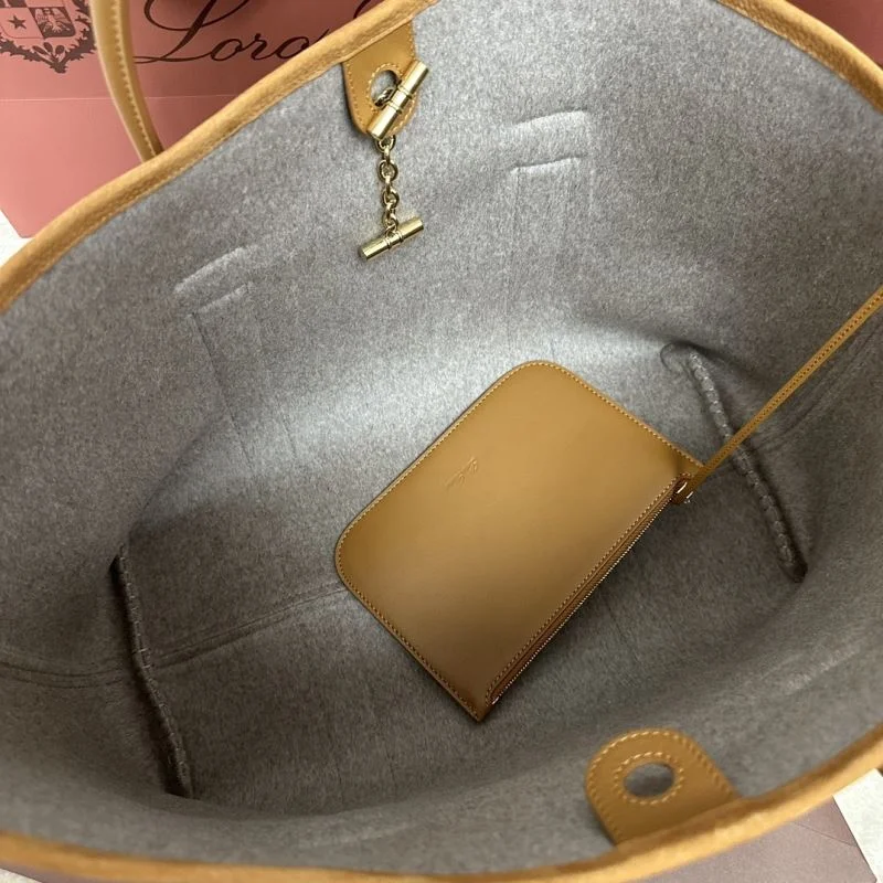 Exact replica Loro Piana Shopping Bags