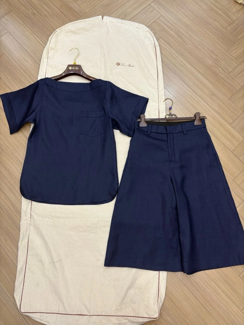 Official Loro Piana Short Pants
